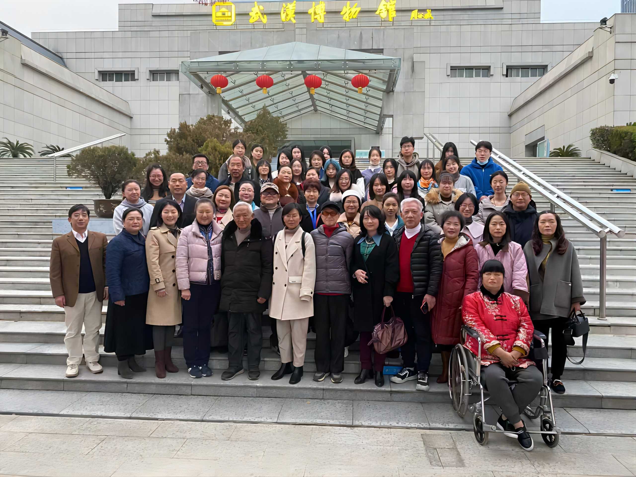 我校主办“薪火相传·绣韵流芳”汉绣保护成果展学术研讨会圆满召开-武汉纺织大学新闻文化网